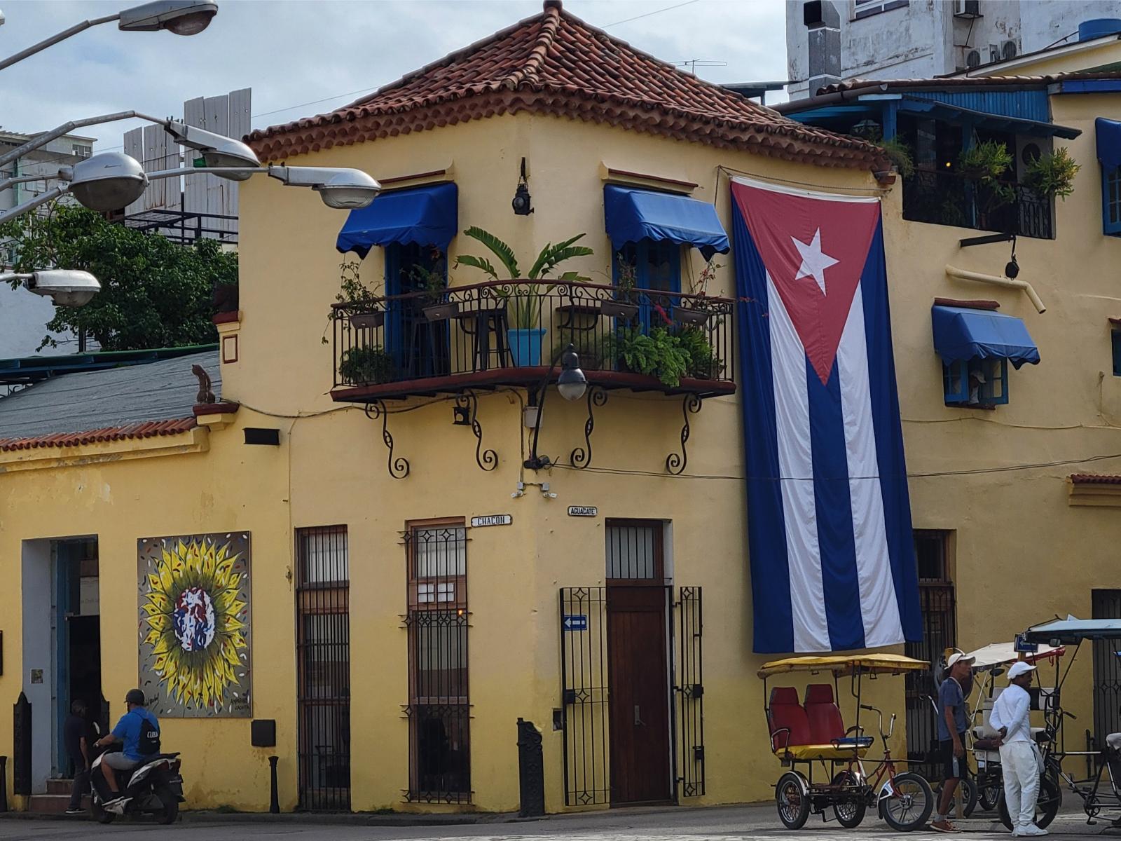 Day 3 - Bandaids, Pina Coladas, and Humidity (Havana) | Finding Todd