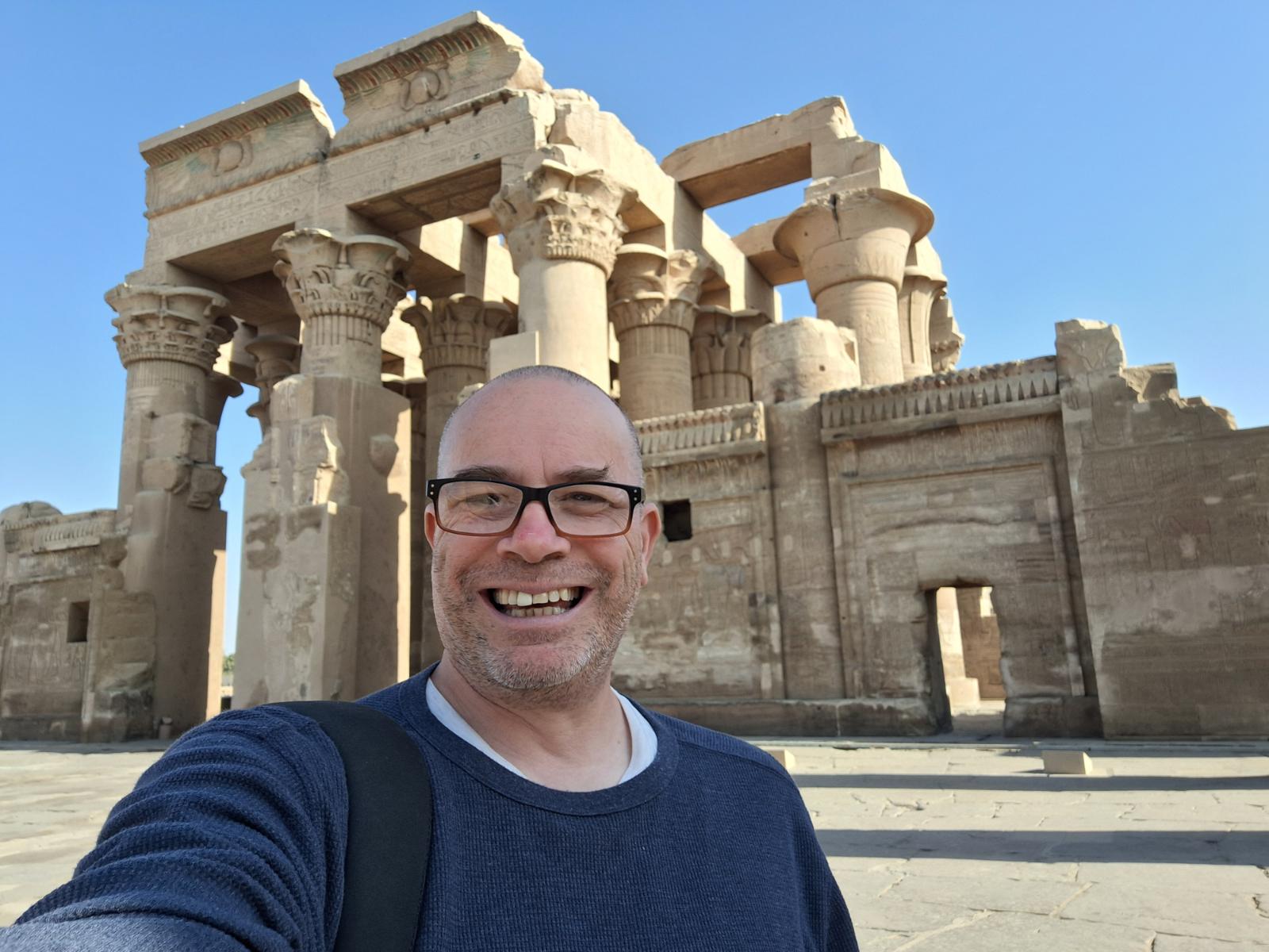 Day 18 - Two temples with a dash of frustration (Luxor) | Finding Todd